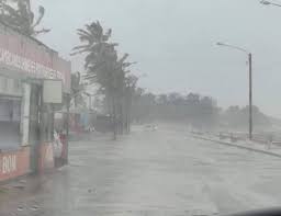 Mnangagwa Meets 13 Manicaland Chiefs ⋆ Pindula News