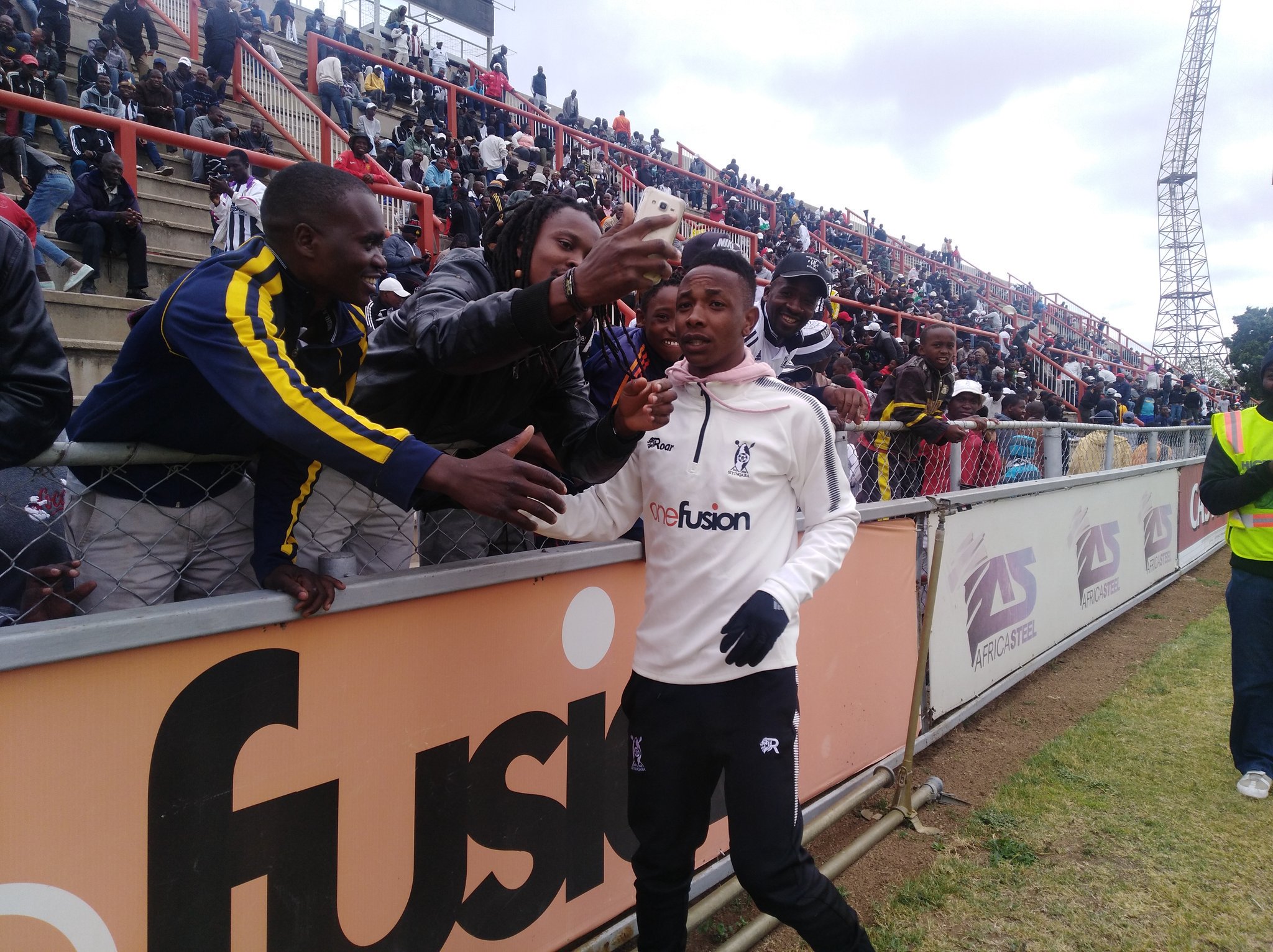 Prince Dube In Tanzania To Finalise Azam Transfer ⋆ Pindula News