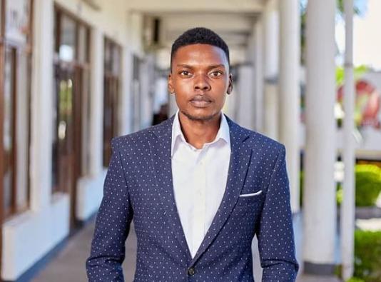 Mr Zimbabwe Pays School Fees For 20 Students In Masvingo ⋆ Pindula News