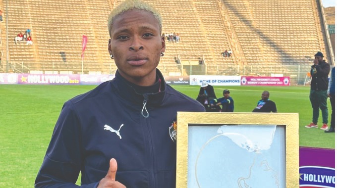 Mighty Warriors' Cynthia Shonga Wins Golden Glove Award ⋆ Pindula News