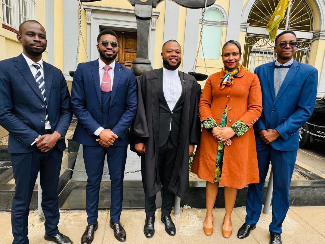 Intruder Leaves Bullets At Bedroom Door Of David Mnangagwa ⋆ Pindula News