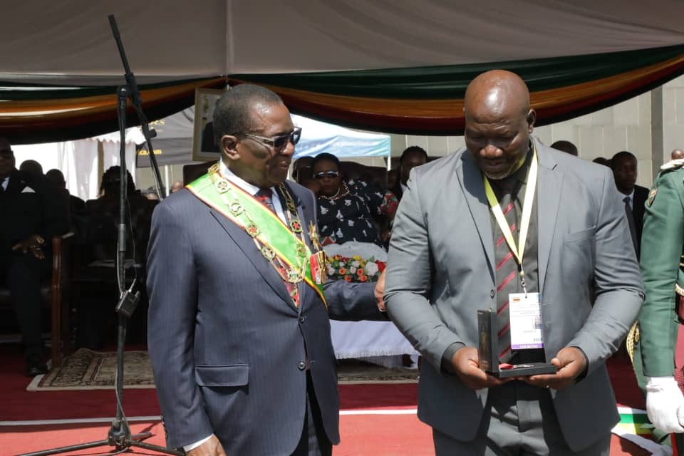 Mnangagwa Honours Truck Driver Sirizani Butau's Bravery With Gold Cross ...