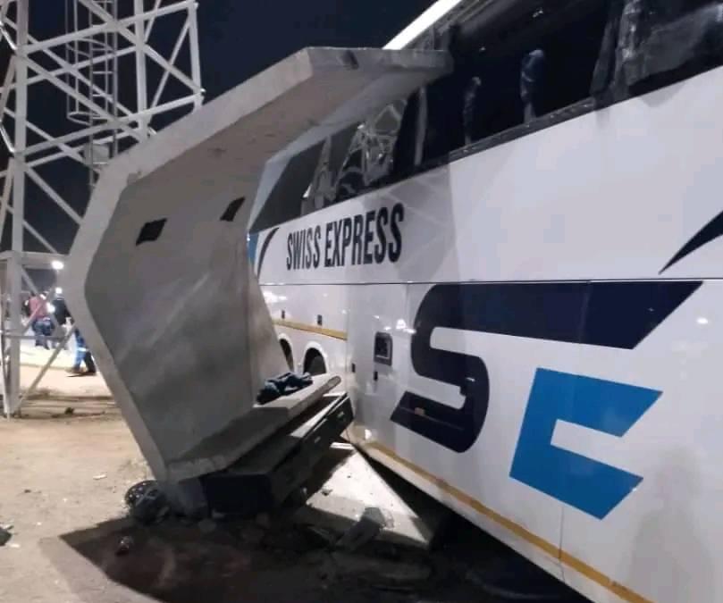 Security Guard Killed In Freak Swiss Express Bus Accident At Beitbridge ...