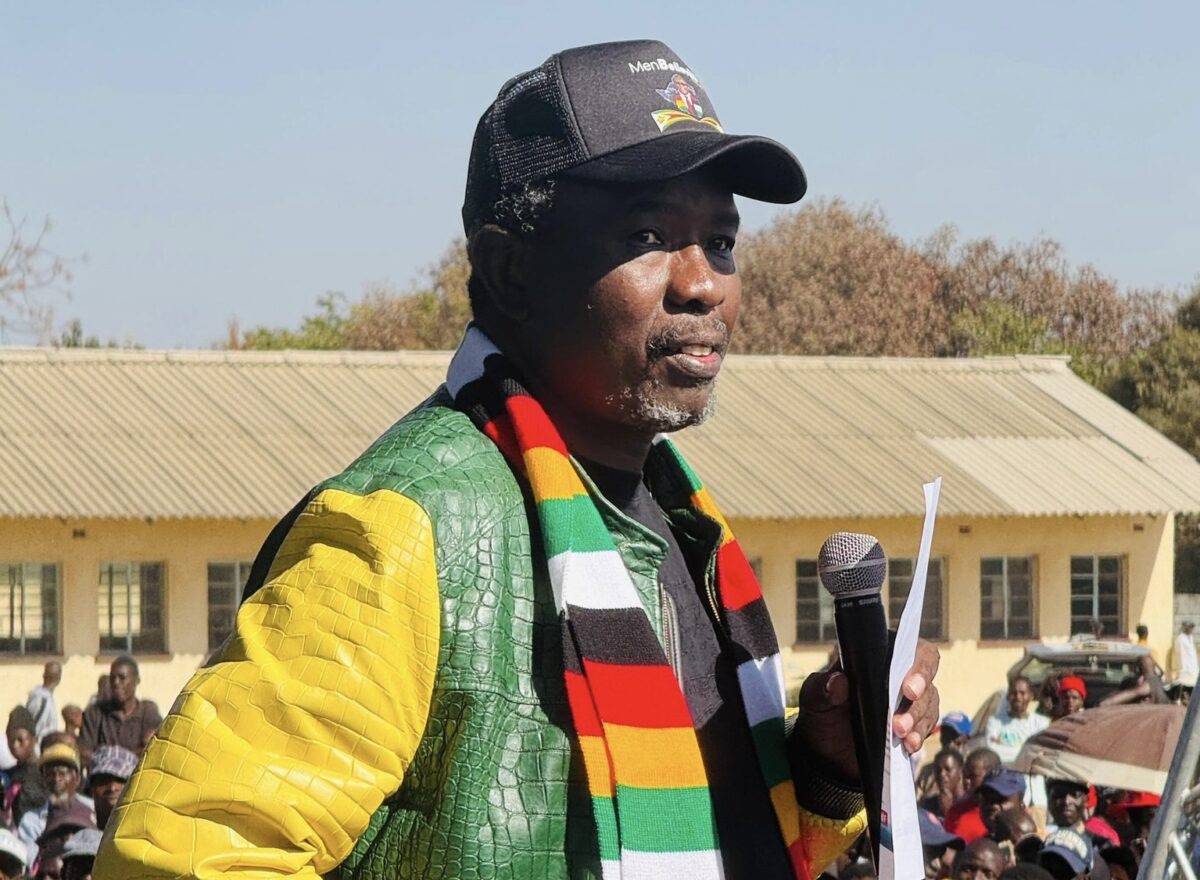 Take Tagwirei's Gifts, Vote MDC – Mwonzora Tells Epworth ⋆ Pindula News