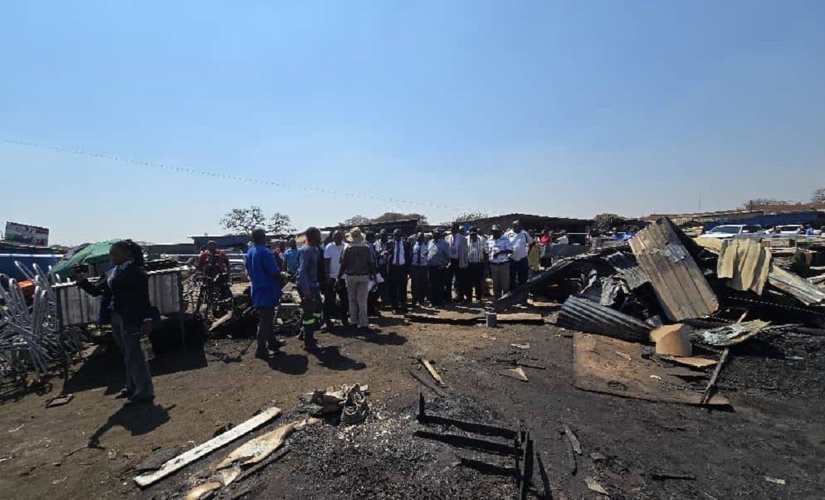Gweru’s DST Home Industry Reduced To Ashes In Fierce Fire ⋆ Pindula News
