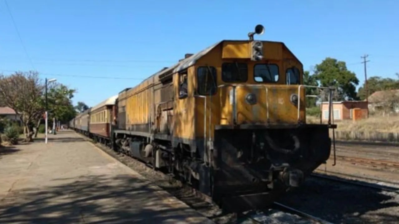 Man Killed By Train On Chiredzi-Triangle Railway Line ⋆ Pindula News