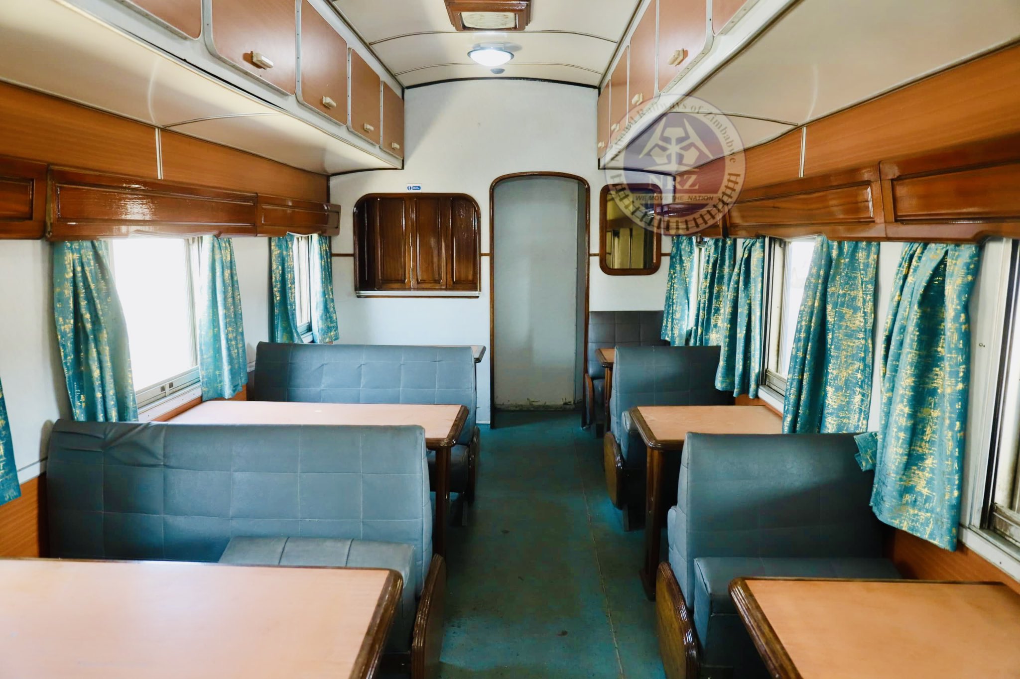 Dining, Dancing And Sleeper Coaches: NRZ Unveils Special Harare–Mutare Expo Train ⋆ Pindula News